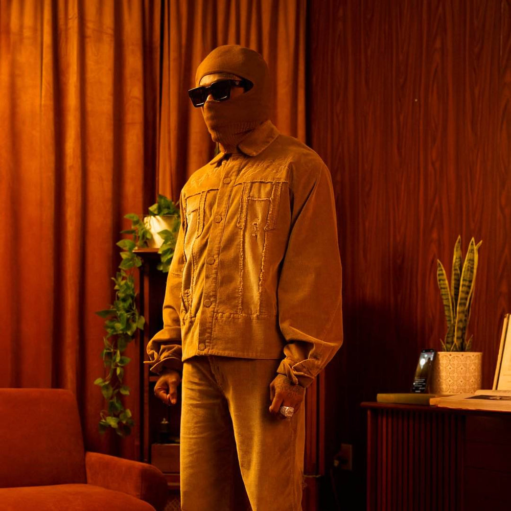 Exclusive pieces and print from artistic collab with master Descartes!